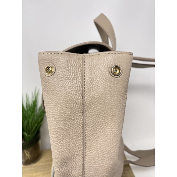 Draper James | Bags | Draper James Pebble Leather Backpackcowhide ...